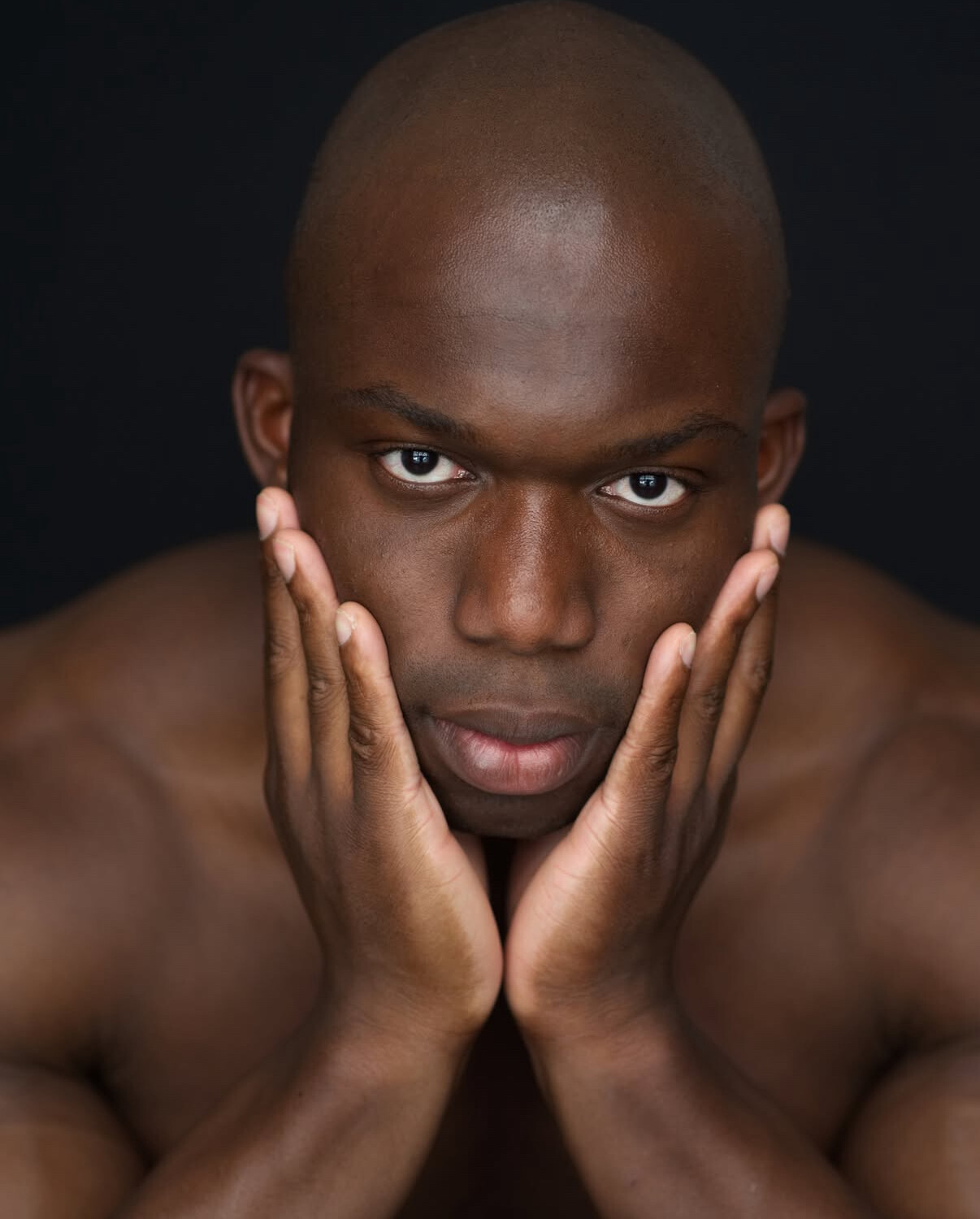 BIALYMODELS CHARLES FYNN